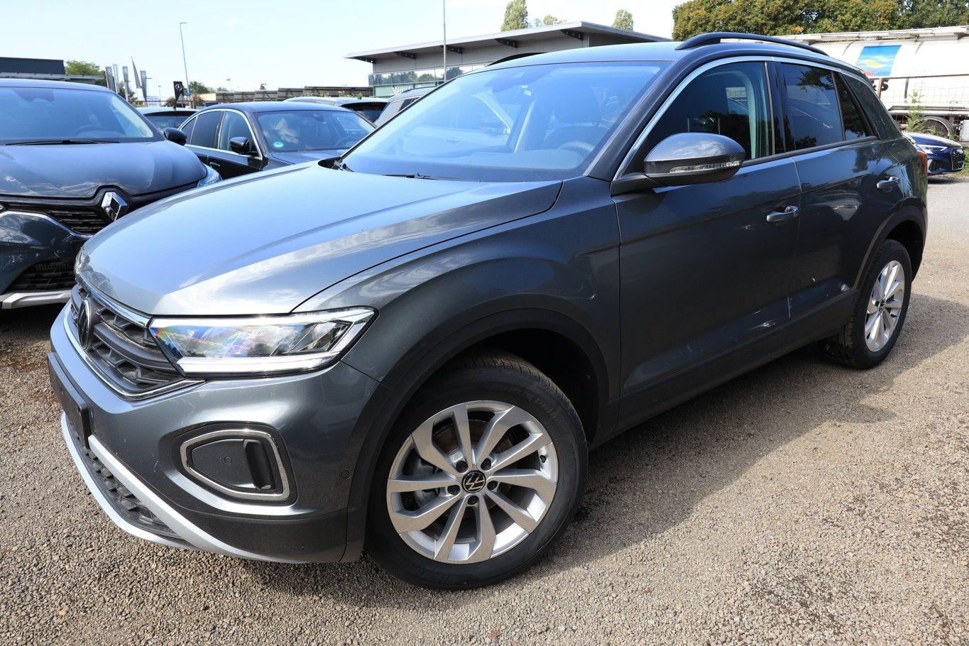 Volkswagen T-Roc 1.5 TSI 150 Life LED ParkAs ACC 17Z Kam Leasing | gute ...