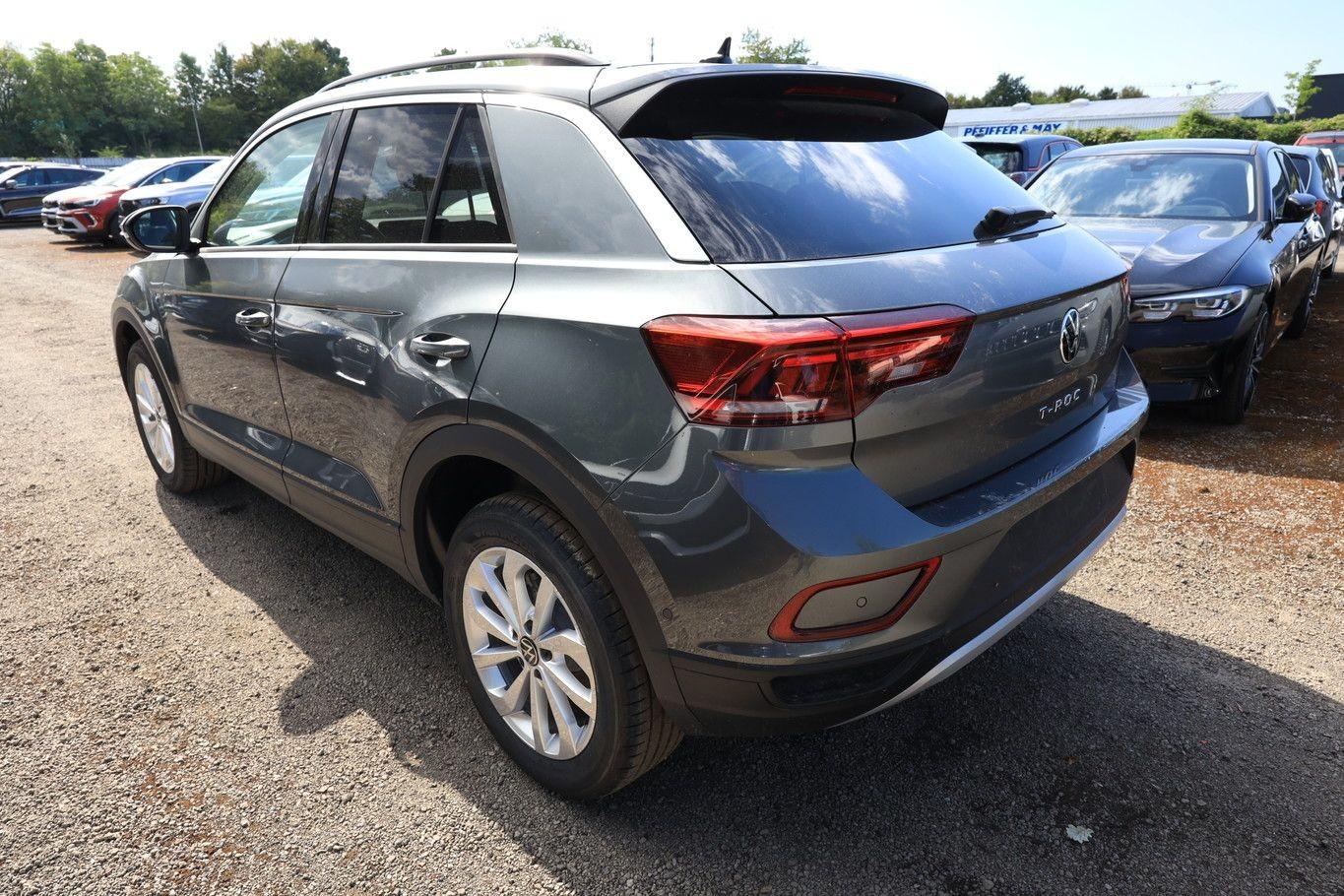 Volkswagen T-Roc 1.5 TSI 150 Life LED ParkAs ACC 17Z Kam Leasing | gute ...